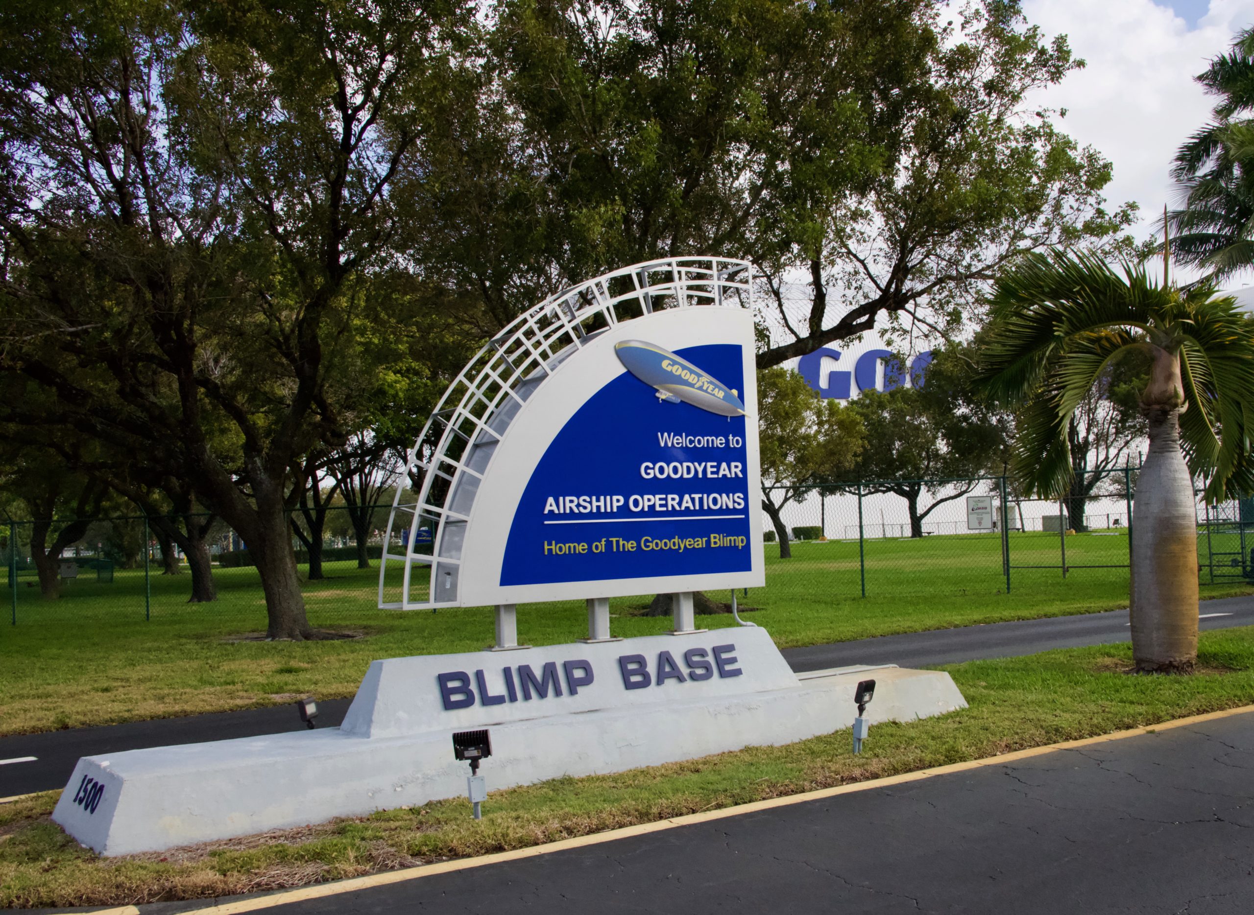 | Embracing the Art of Digital and Vintage Photography