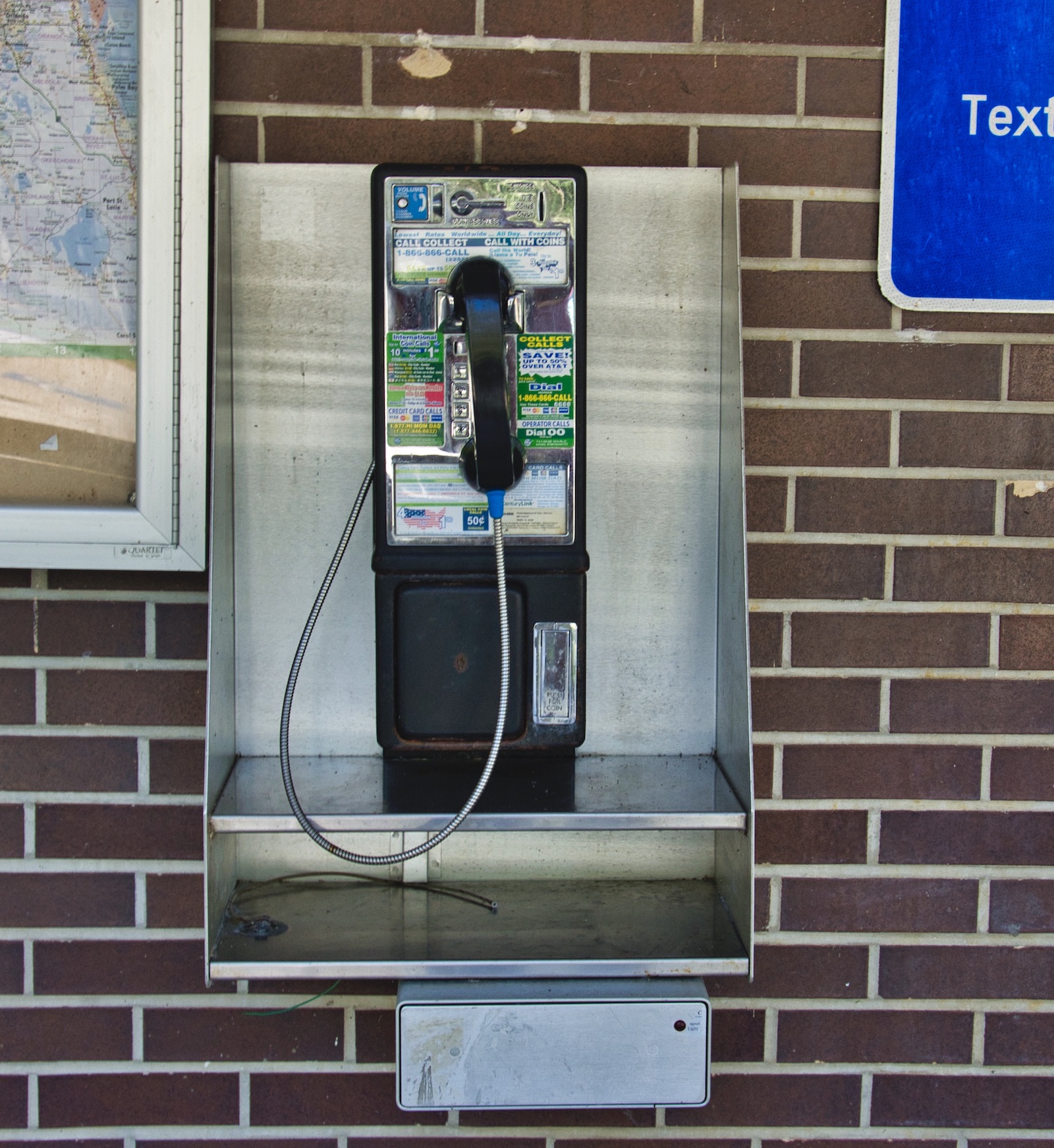 Found a Working Payphone! – Tim Jeffers Photography