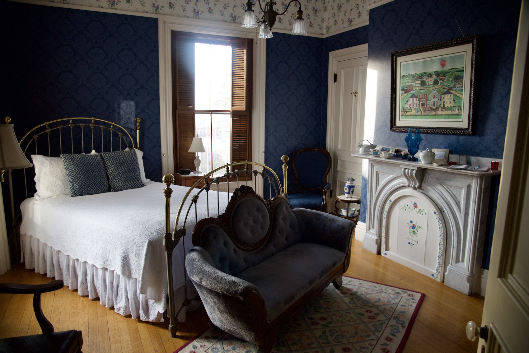 | Embracing the Art of Digital and Vintage Photography