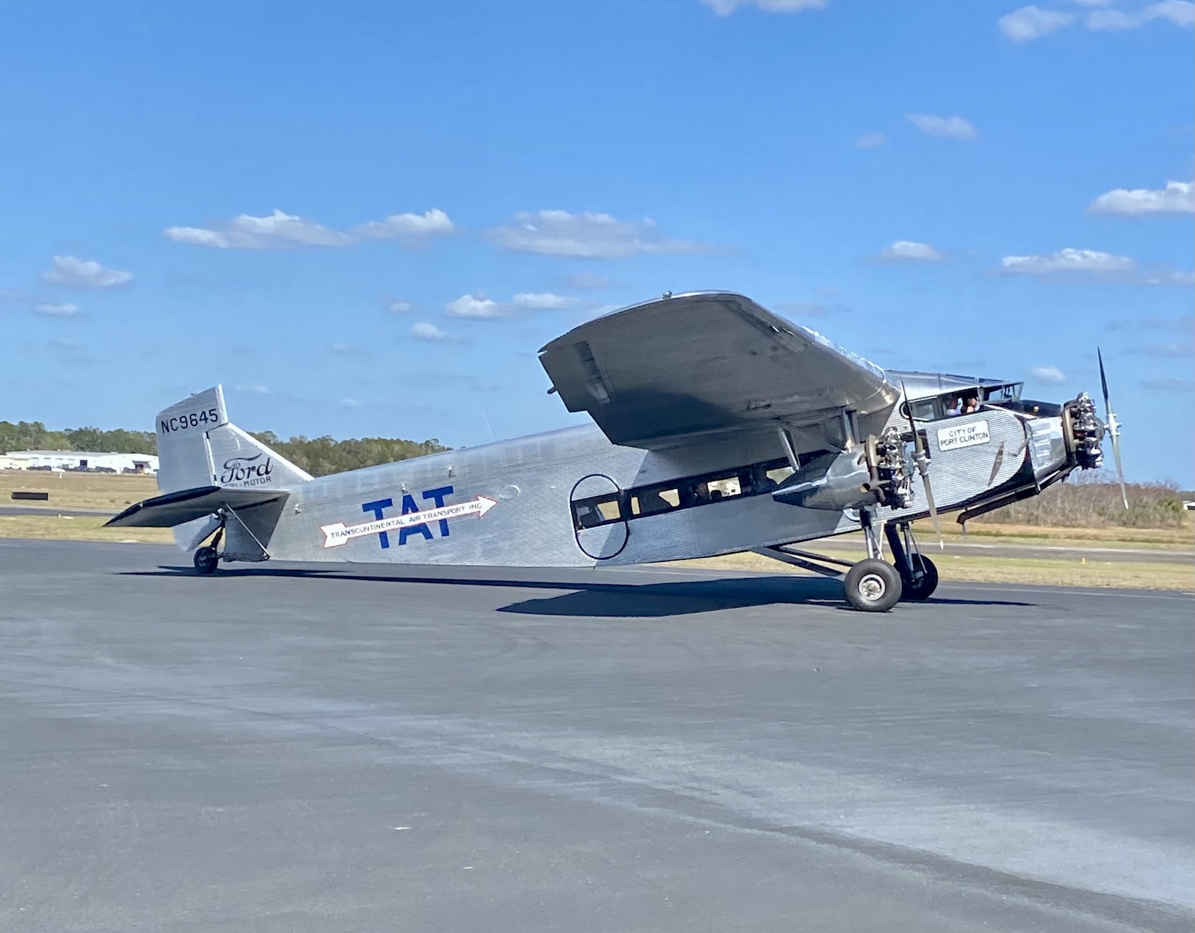 !929 Ford Tri-Motor Airplane | The Vintage Lens
